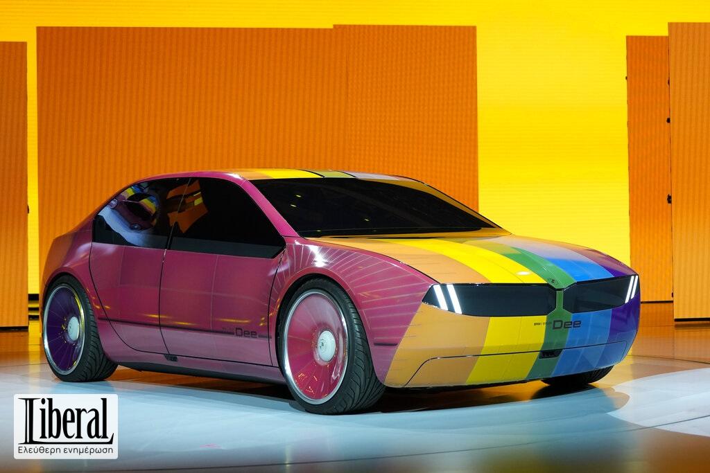 Η BMW παρουσίασε ένα αυτοκίνητο που μιλάει και αλλάζει χρώματα σαν χαμαιλέοντας | Liberal.gr