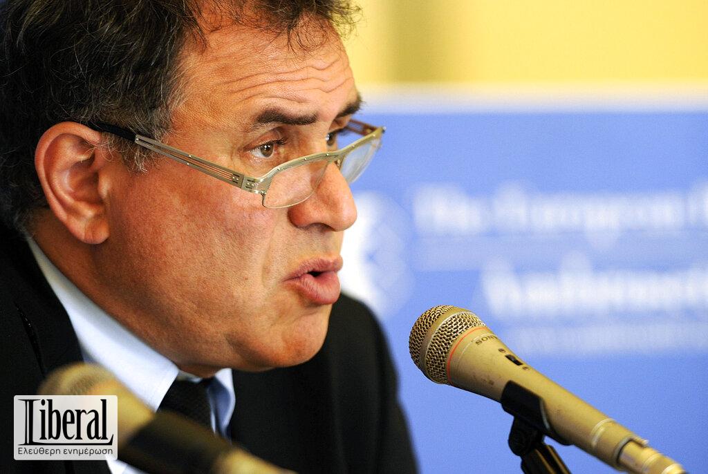 Η μεγάλη στροφή του Ρουμπινί στα crypto | Liberal.gr