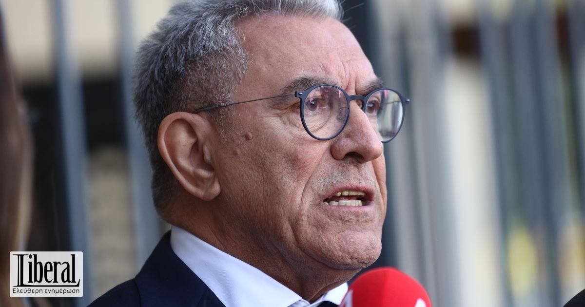 Β. Καπερνάρος: Προαναγγέλει μήνυση κατά Καραμέρου - Ο «Καθηγητής» που αμφισβητεί τα βίντεο δεν ...