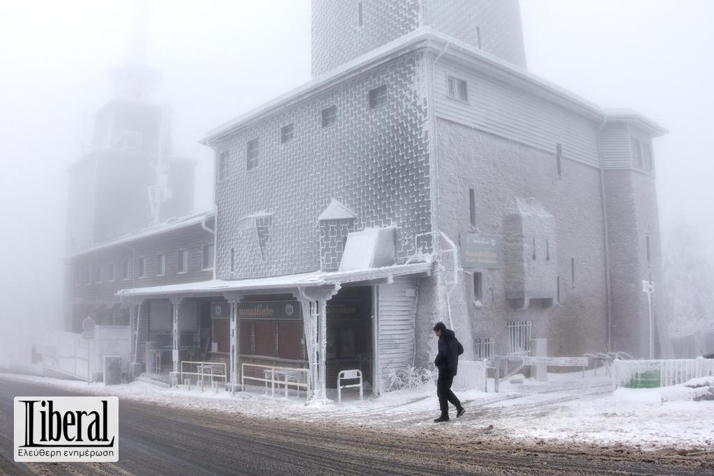 Η κακοκαιρία Elli «παραλύει» τη βόρεια Γερμανία | Liberal.gr